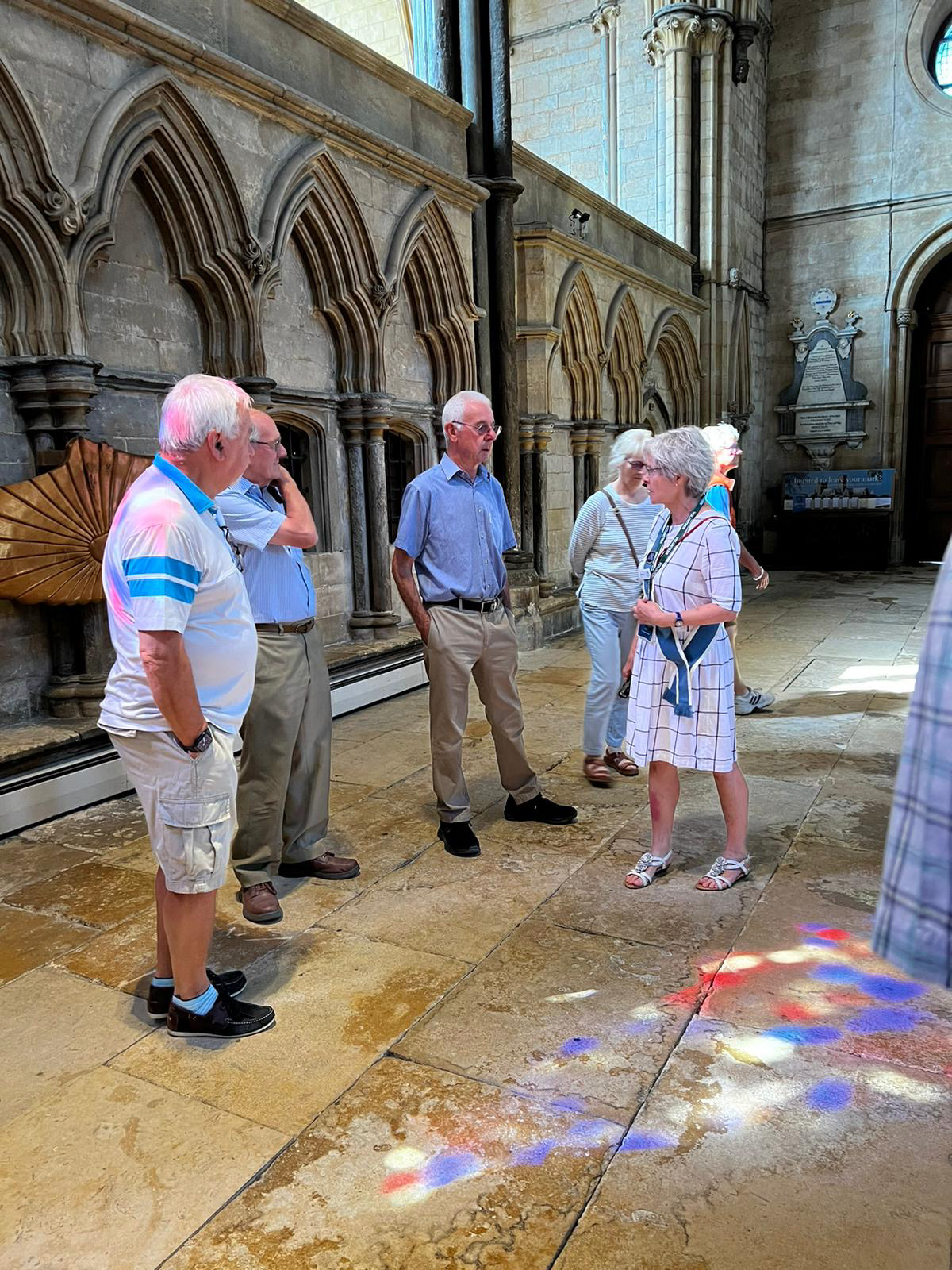 Freemasons take on Cathedral tour – Provincial Grand Lodge of Lincolnshire