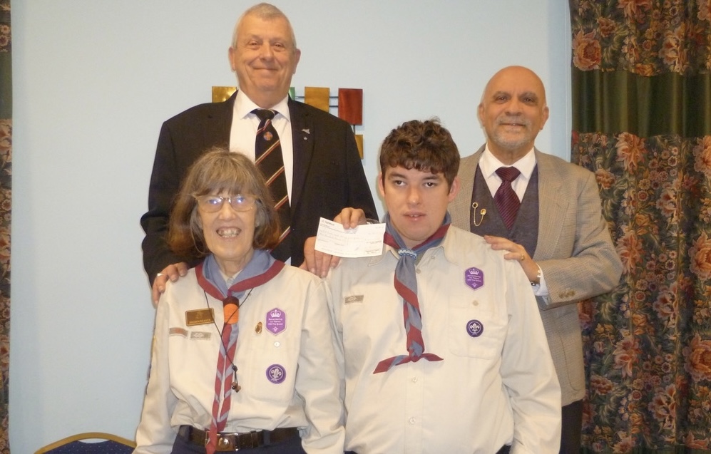 Lincoln Freemasons gather to present charity cheques - Provincial Grand ...